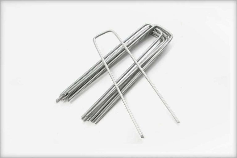 5" Staples - Artificial Grass Liquidators